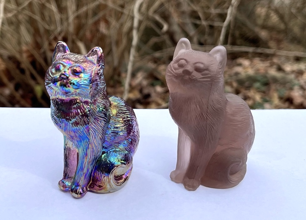Mosser Cats Buyers Guide: Vintage Mosser Sitting Cats – Glass Kitties