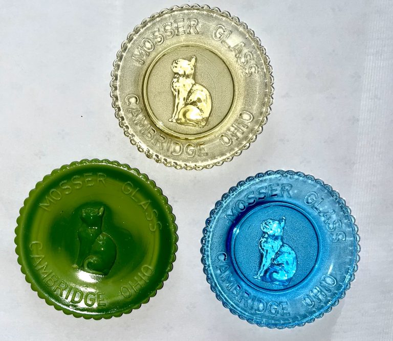 Mosser Cat Mini Plates – Sitting Cat Glass Plates – Glass Kitties